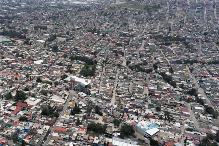 Ecatepec desde las alturas - Pie de Página