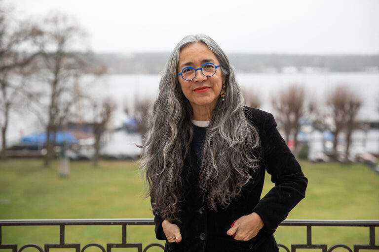 “A la literatura hay que pedirle lo imposible”: Cristina Rivera Garza ...