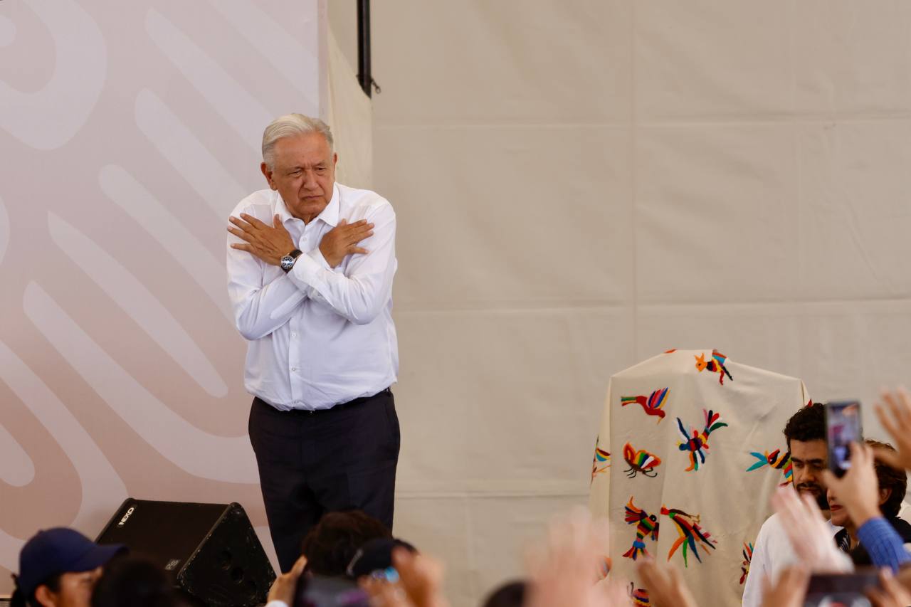 Un último informe al pueblo - Pie de Página