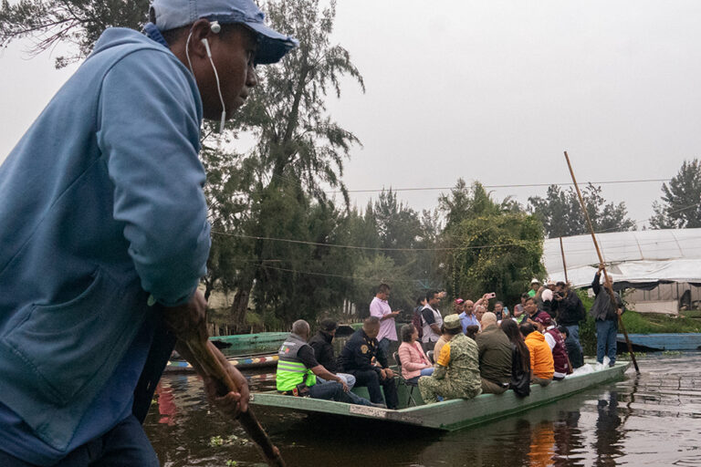 Dos millones de plantas de temporada en riesgo por inundaciones en ...